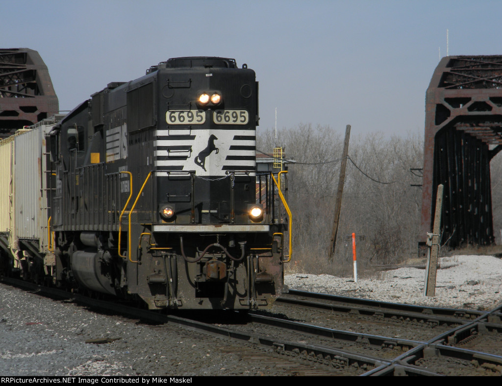 NS 6695